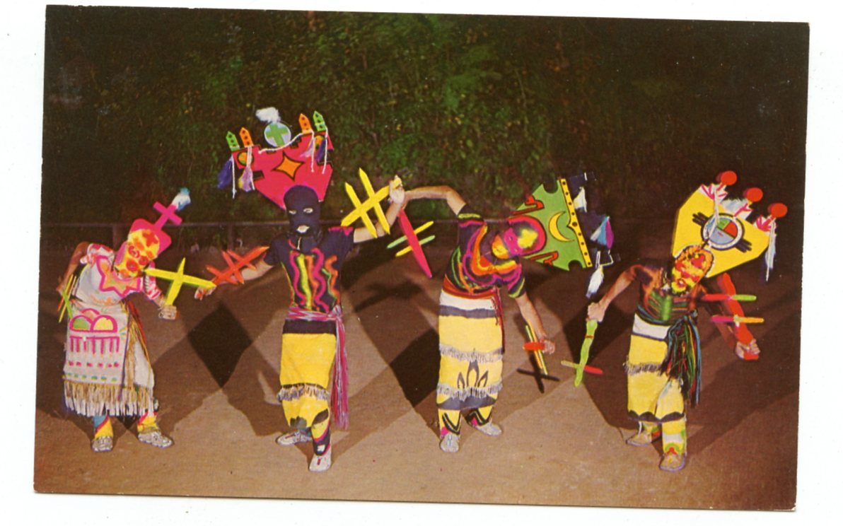 Apache Devil Dance, Stand Rock Indian Ceremonial, Wisconsin Dells, WI ...